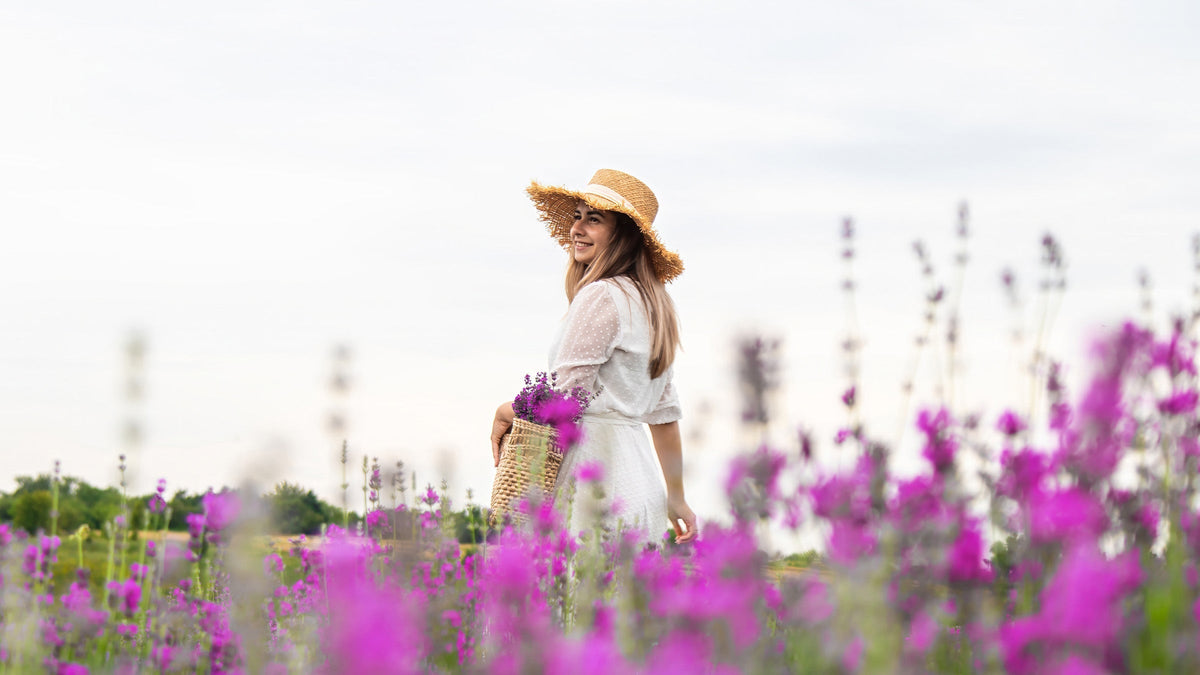 Seasonal Support Mist - Essential Oil Recipe | Aromatics International