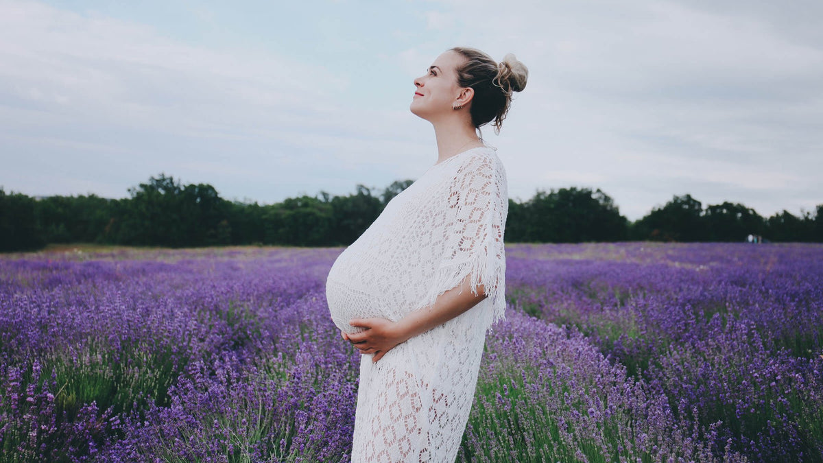 Chamomile & Lavender Calming Mist Recipe | aromatics.com – Aromatics ...